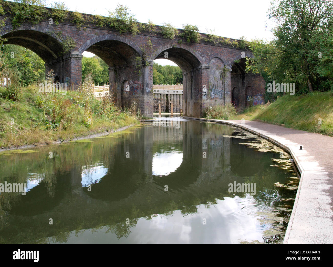 Stroudwater Canal, Stroud, Gloucestershire, UK Stock Photo - Alamy