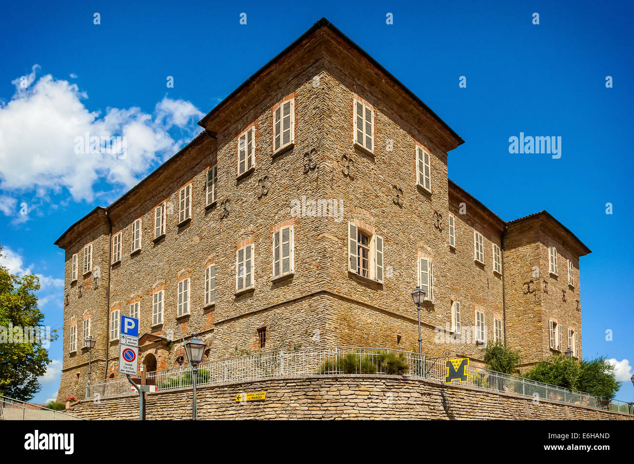 Castello mango hi-res stock photography and images - Alamy