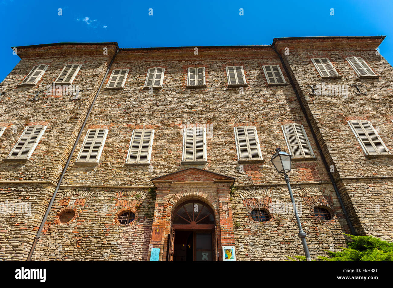 Langhe italy mango hi-res stock photography and images - Alamy