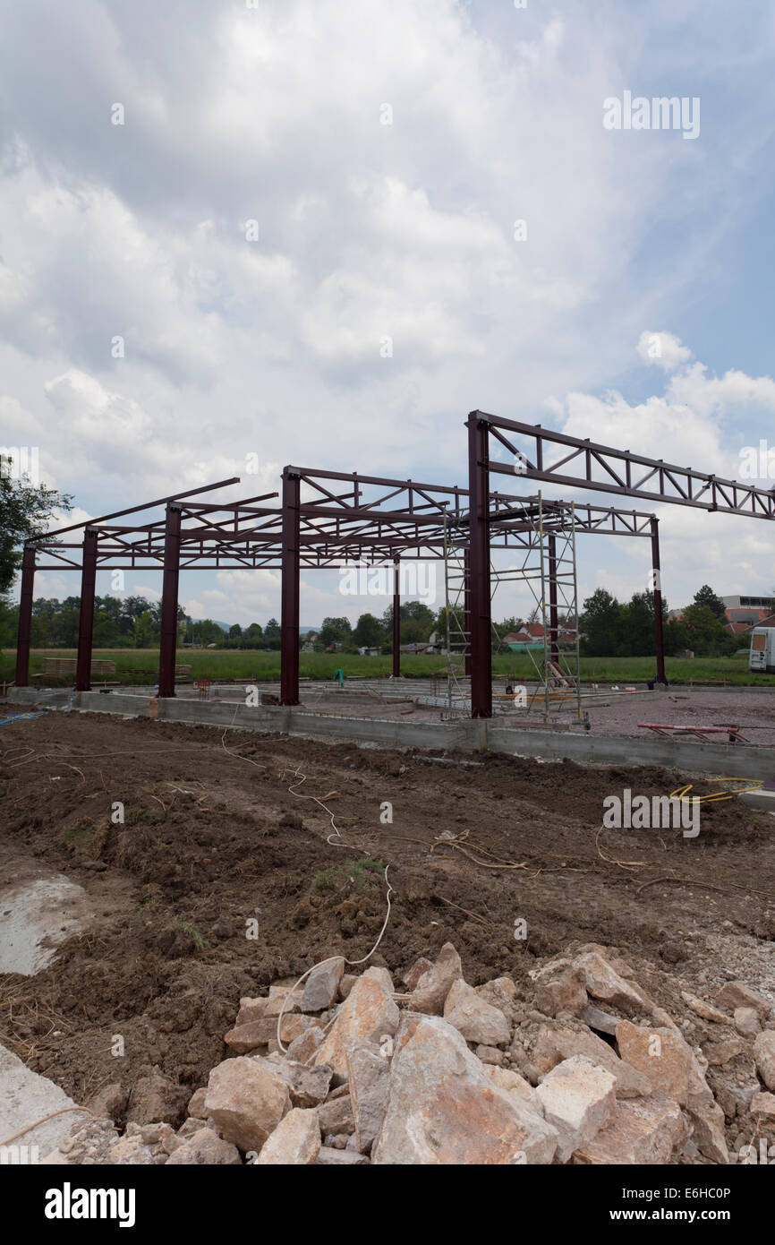 Steel girder frame of building at construction site hi-res stock ...