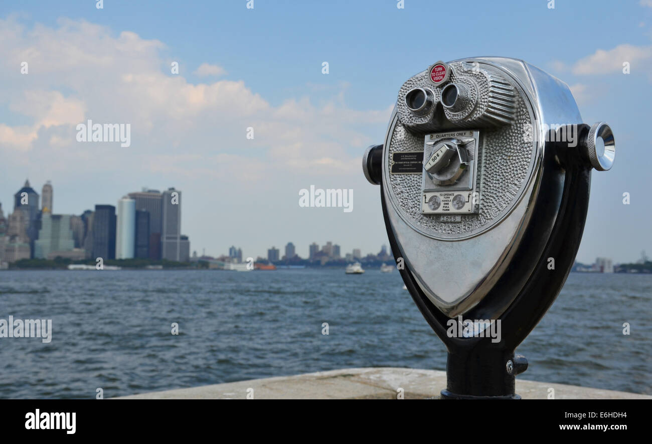 A coin-operated binocular viewer Stock Photo - Alamy