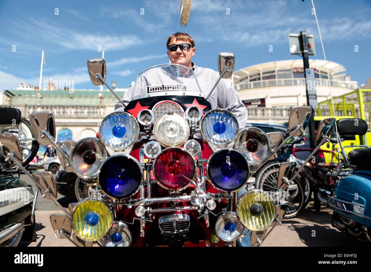 British mod culture hi-res stock photography and images - Alamy