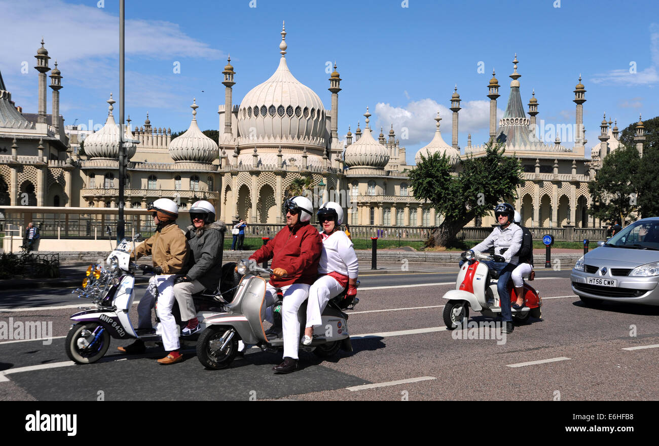 British mods hi-res stock photography and images - Alamy