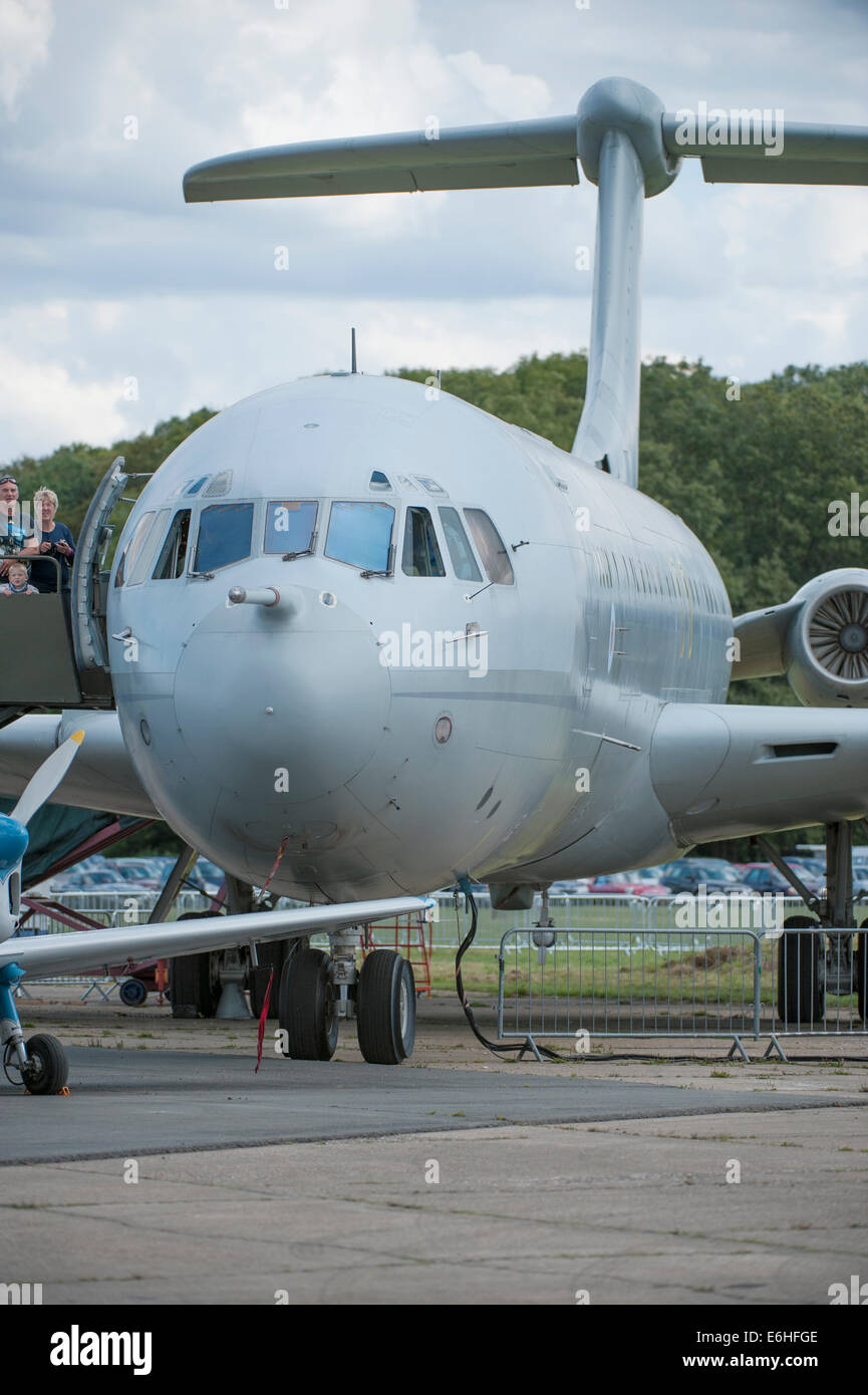 Vickers vc10 tanker aircraft hi-res stock photography and images - Alamy