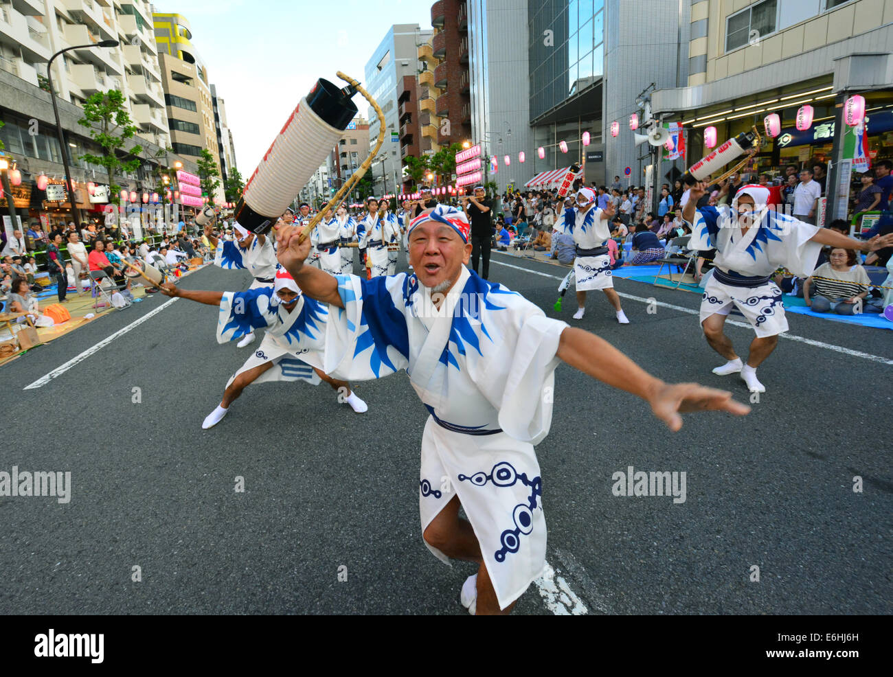 August 23, 2014, Tokyo, Japan - Dancers in colorful robes synchronize ...