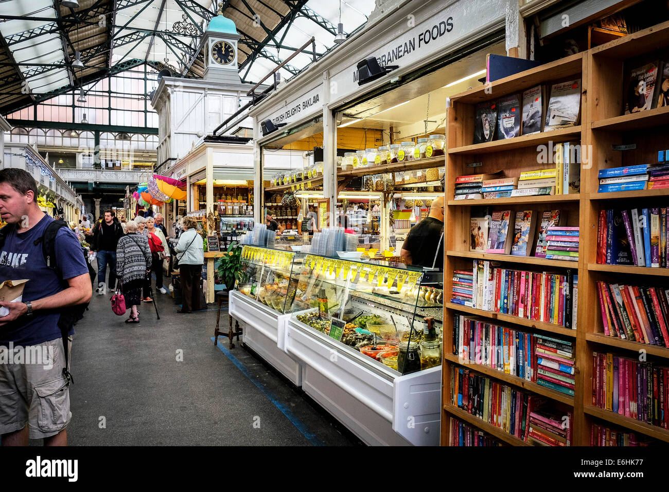 Cardiff local shops hi-res stock photography and images - Alamy