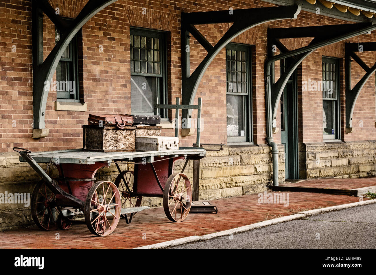 Norfolk & Western Railroad Depot, Marion, Virginia Stock Photo - Alamy
