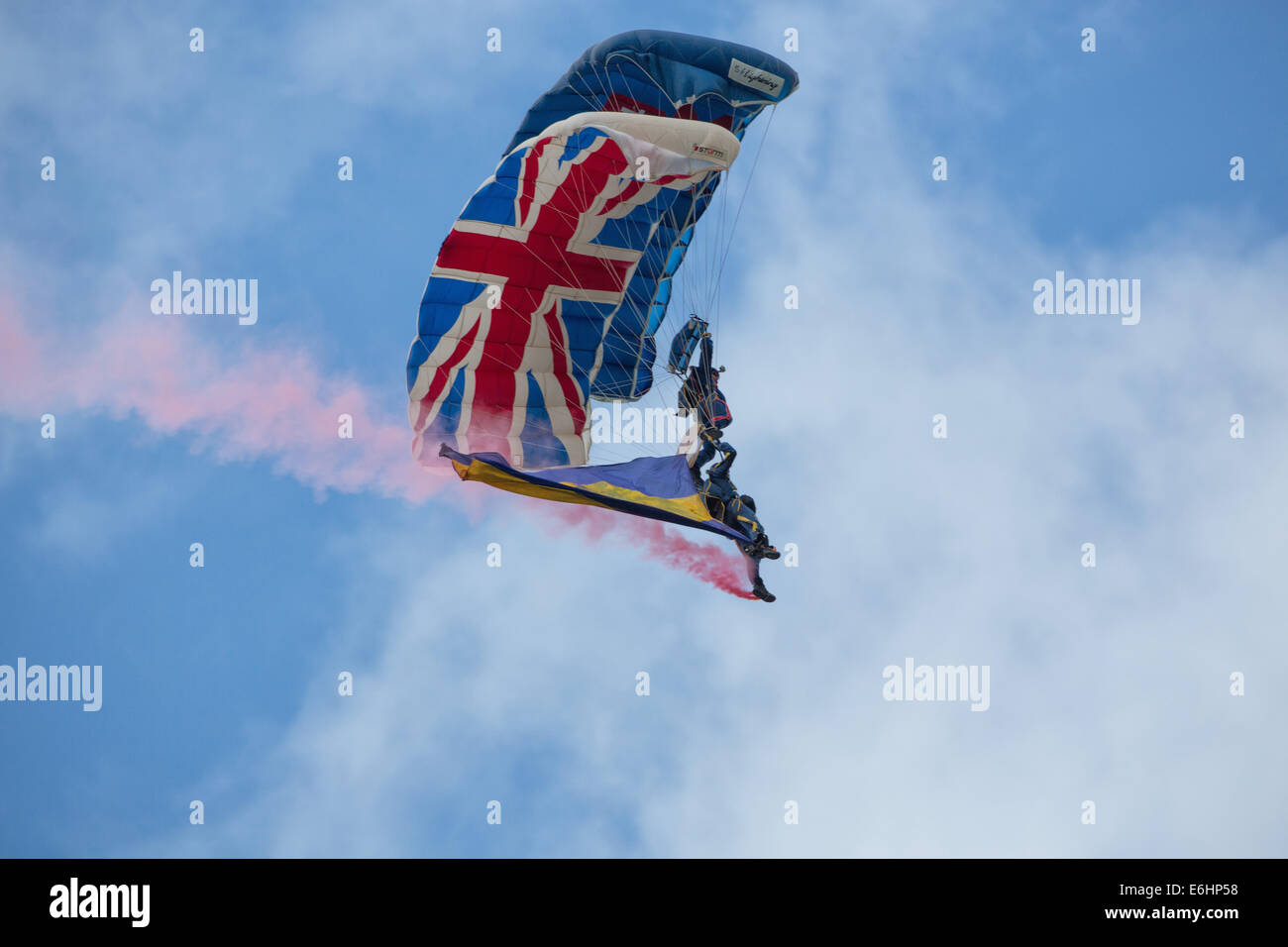 From the parachute regiment hi-res stock photography and images - Alamy