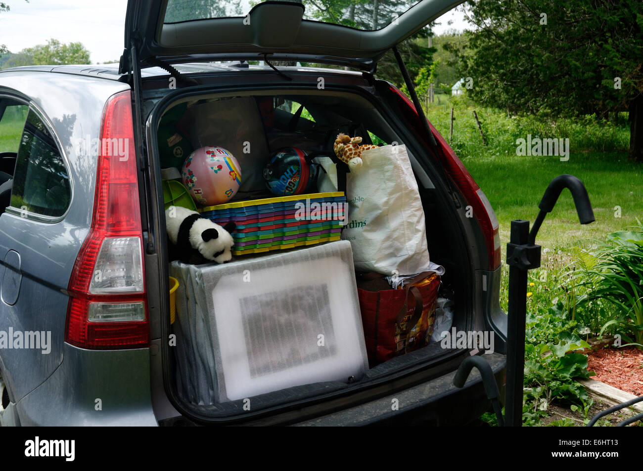 Packed car hi-res stock photography and images - Alamy