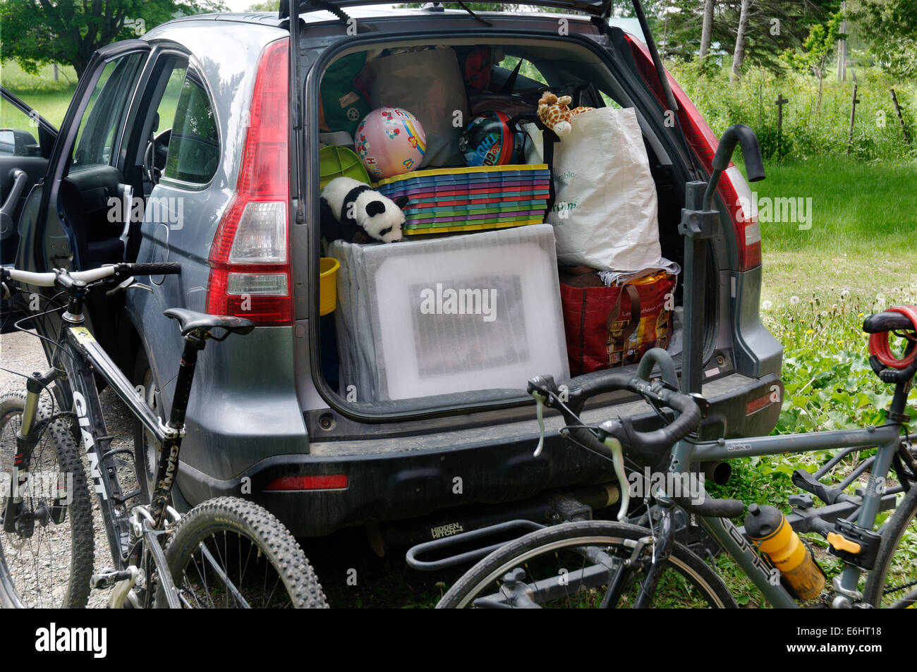 A very full car on house moving day Stock Photo - Alamy