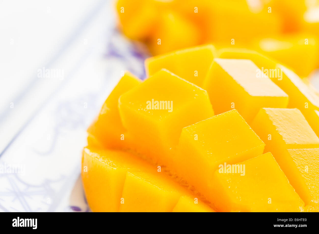 Cut mango closeup Stock Photo - Alamy