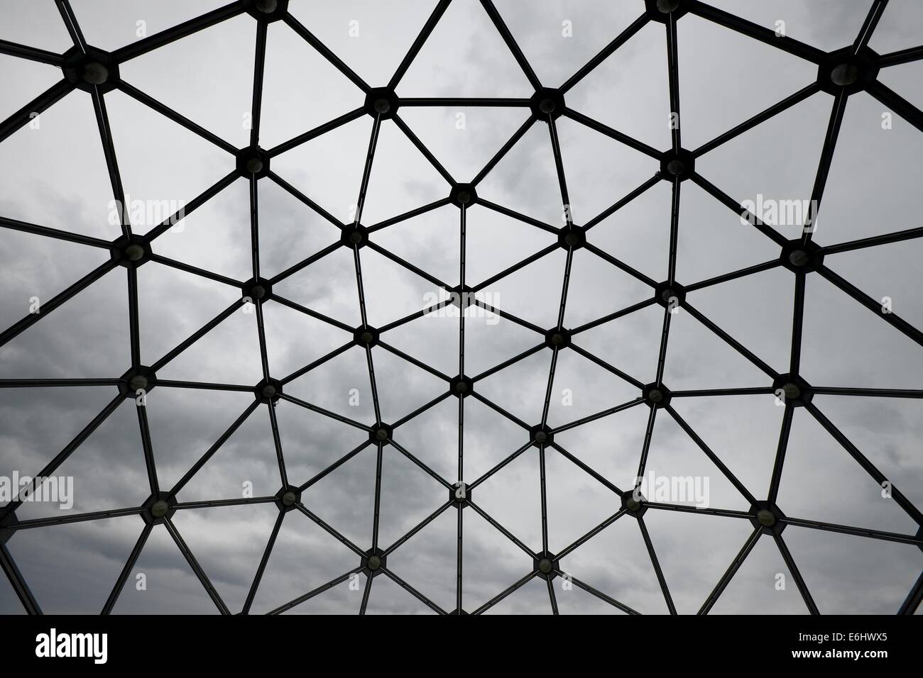 Roof with grid structure hi-res stock photography and images - Alamy