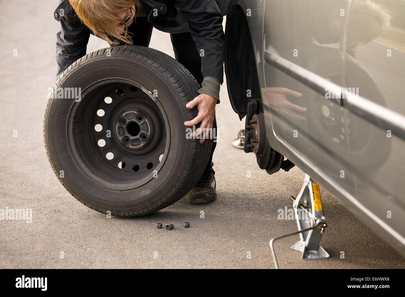 Fix wheel hi-res stock photography and images - Alamy