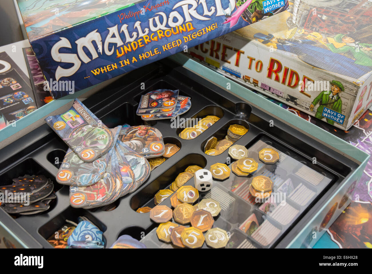 Small Worlds Board game Stock Photo - Alamy