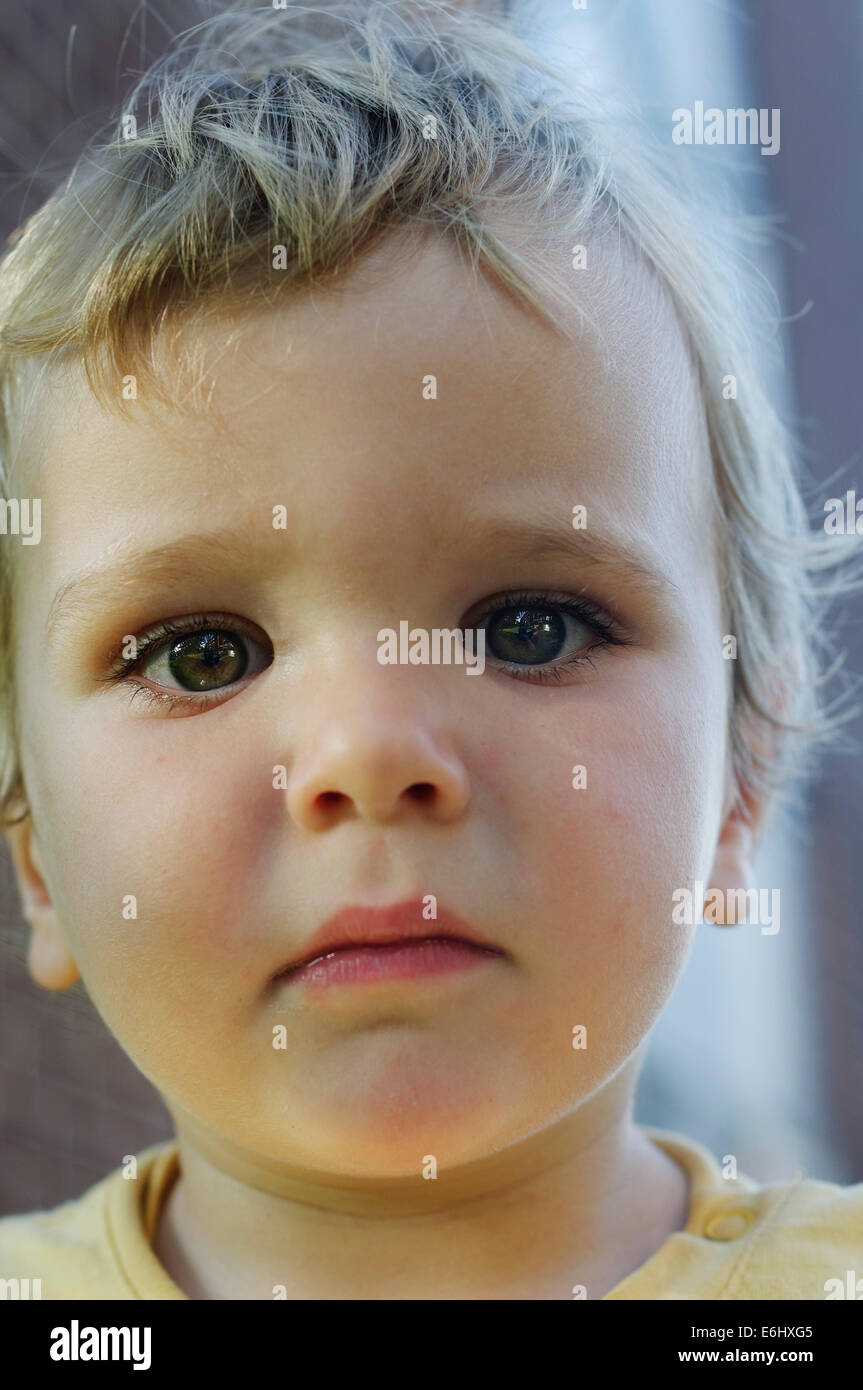 Portrait of a beautiful 2 yr old boy Stock Photo - Alamy