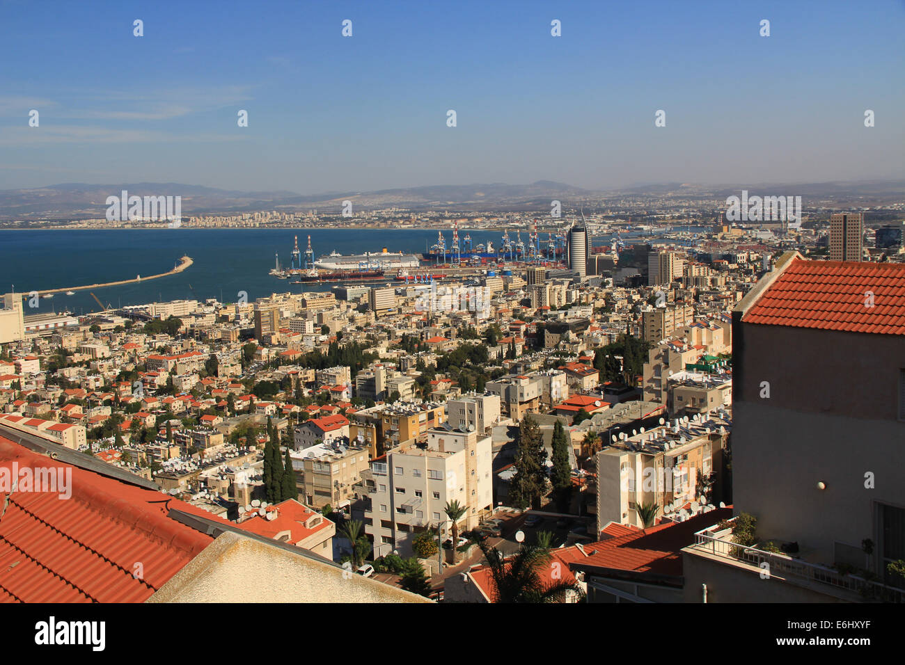 Seaport structure hi-res stock photography and images - Alamy