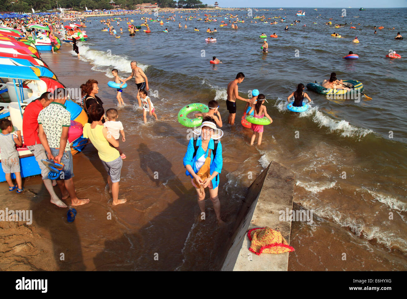 Beidaihe Beach Stock Photos & Beidaihe Beach Stock Images - Alamy