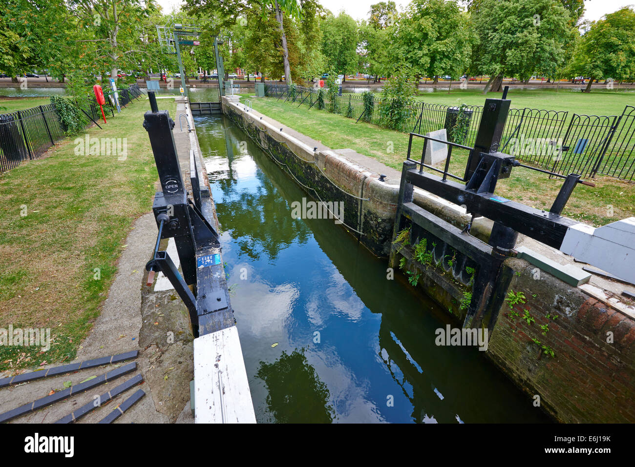 Bedford town lock hi-res stock photography and images - Alamy