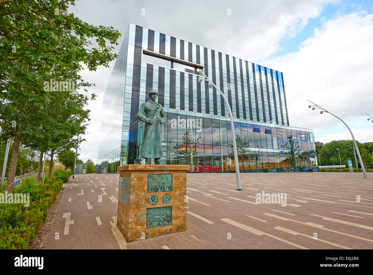 The Cube With The Memorial Statue Of A Corby Steelworker To The Left ...