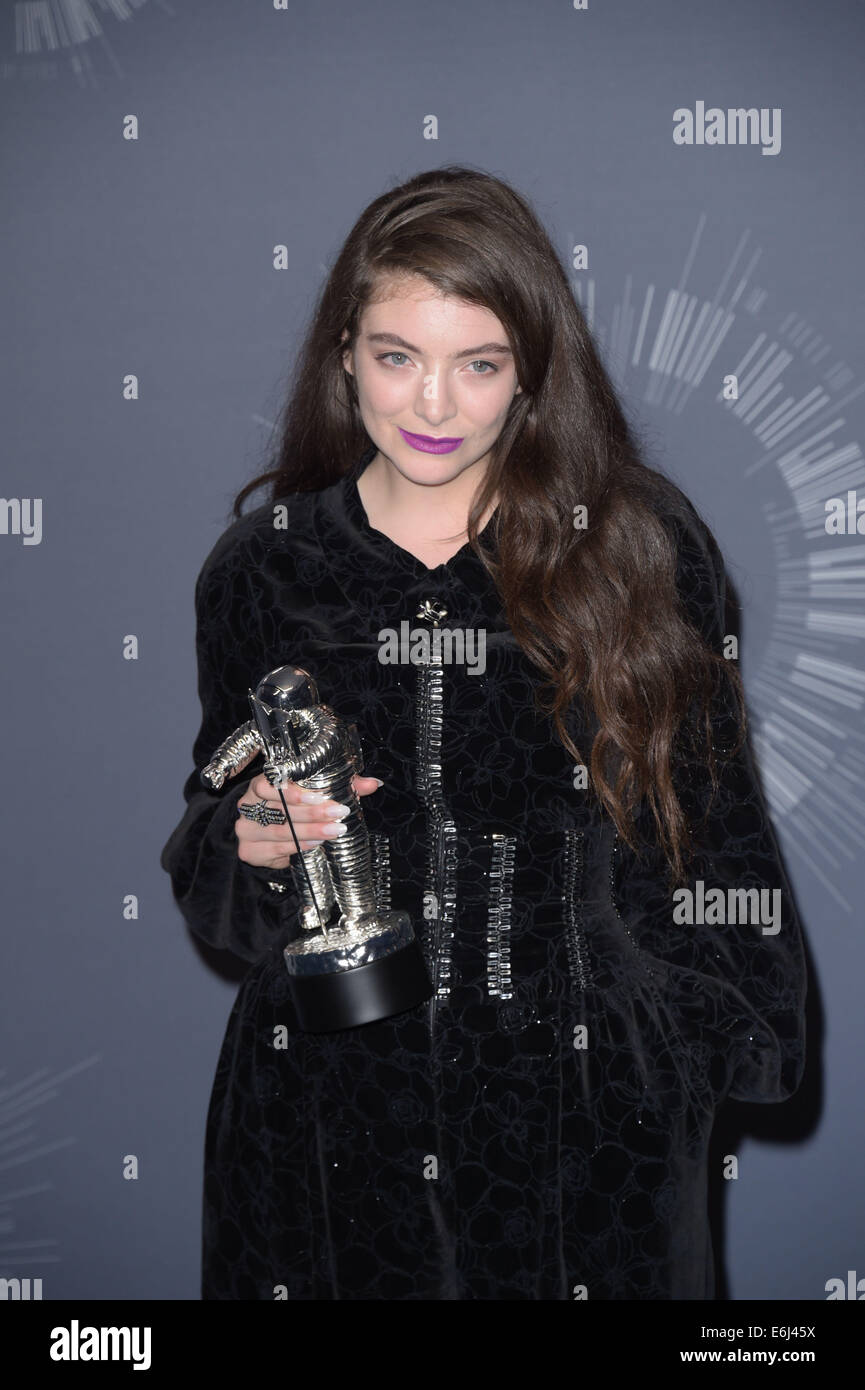 Inglewood, California, USA. 24th Aug, 2014. New Zealand singer ...