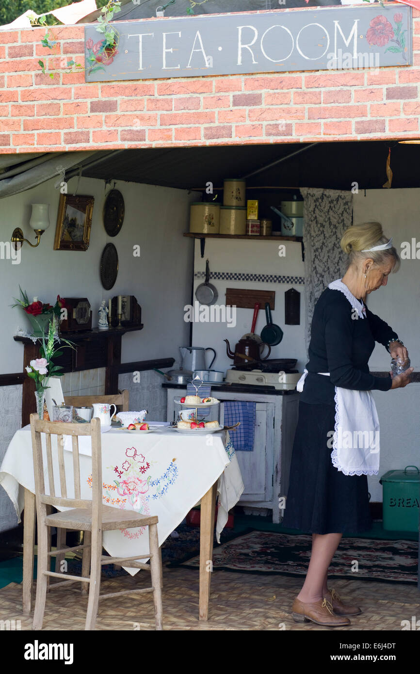 World war two british tea hi-res stock photography and images - Alamy