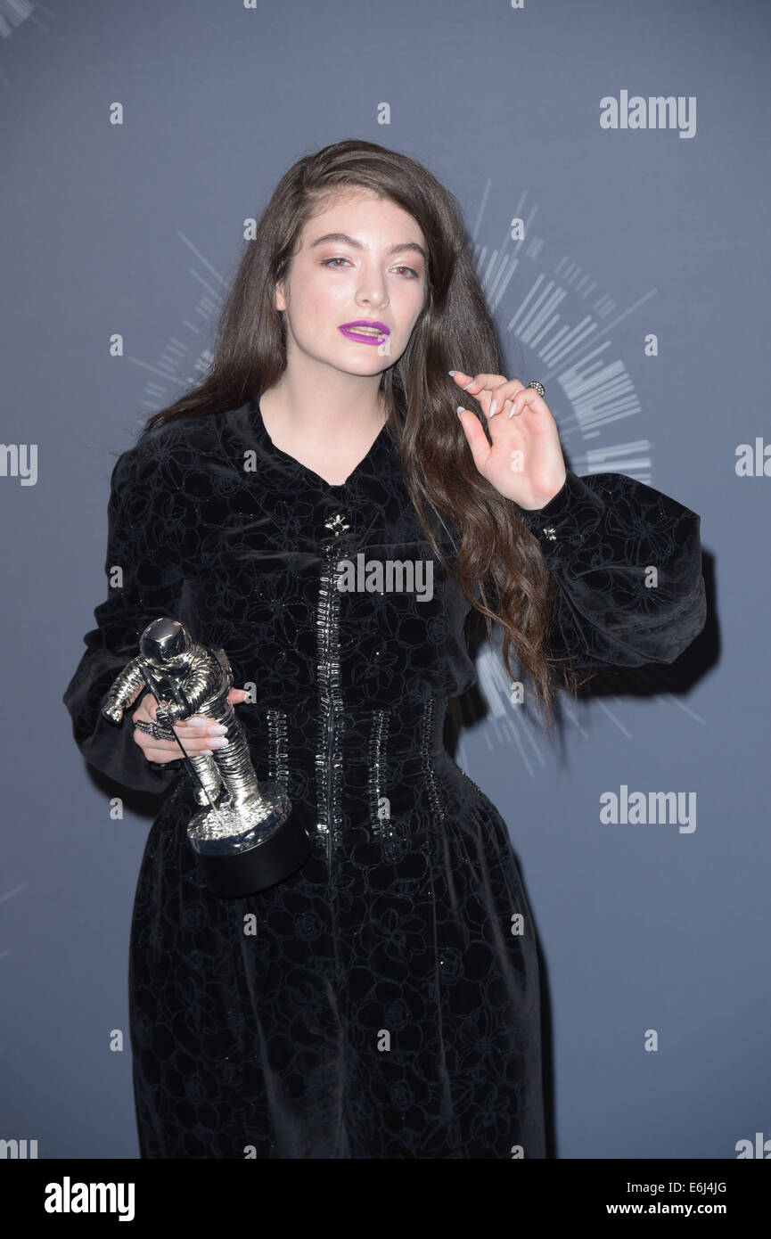 Inglewood, California, USA. 24th Aug, 2014. New Zealand singer ...