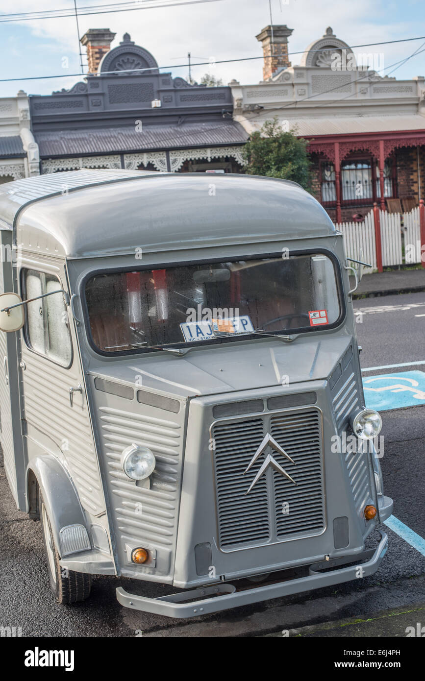 Citroen van on Melbourne street Stock Photo - Alamy