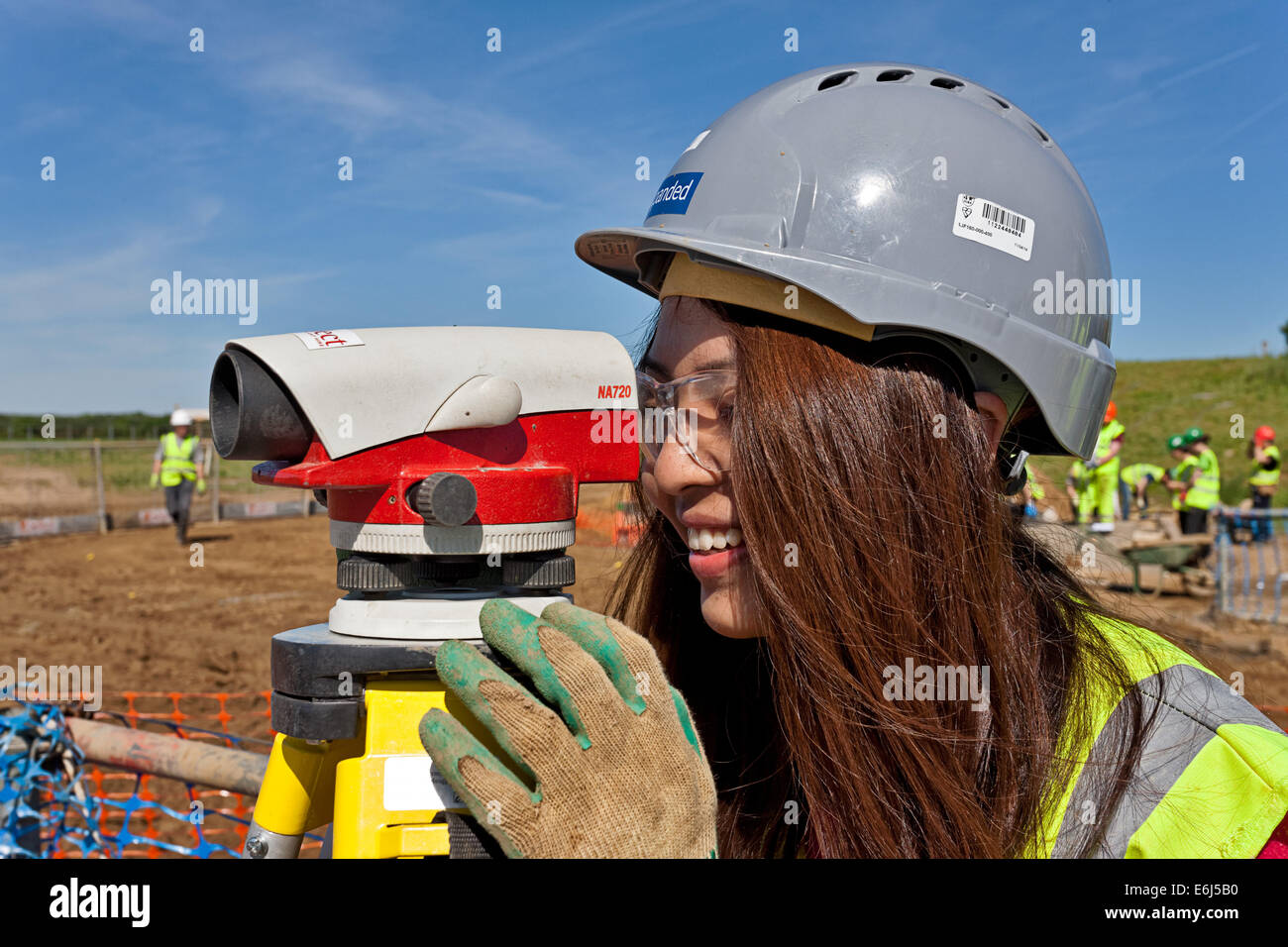 Construction girl hi-res stock photography and images - Alamy