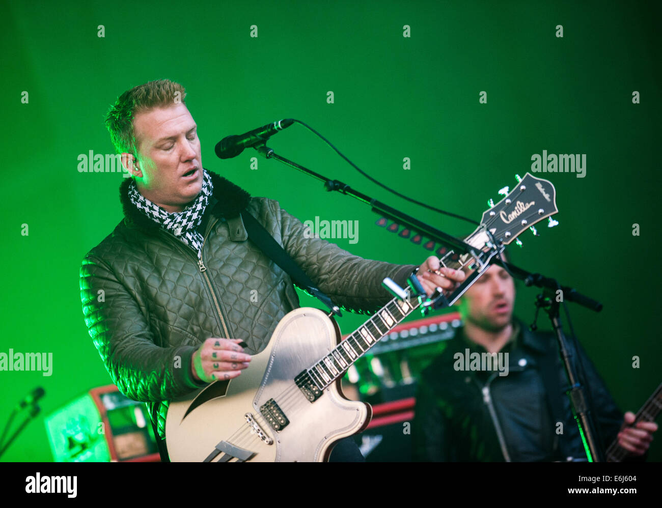 Josh homme from queens of the stone age hi-res stock photography and ...