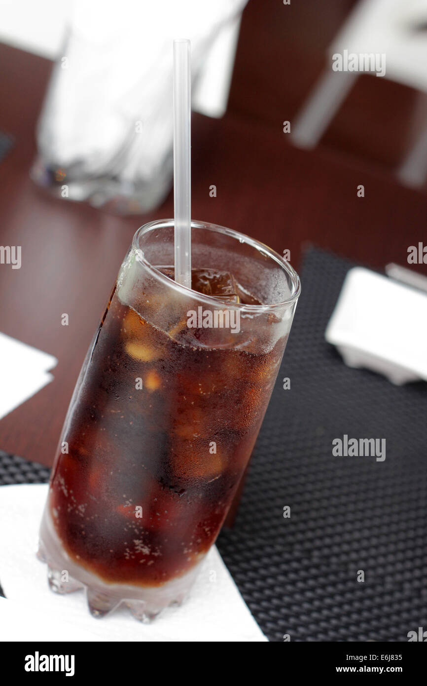 Coke zero hi-res stock photography and images - Alamy