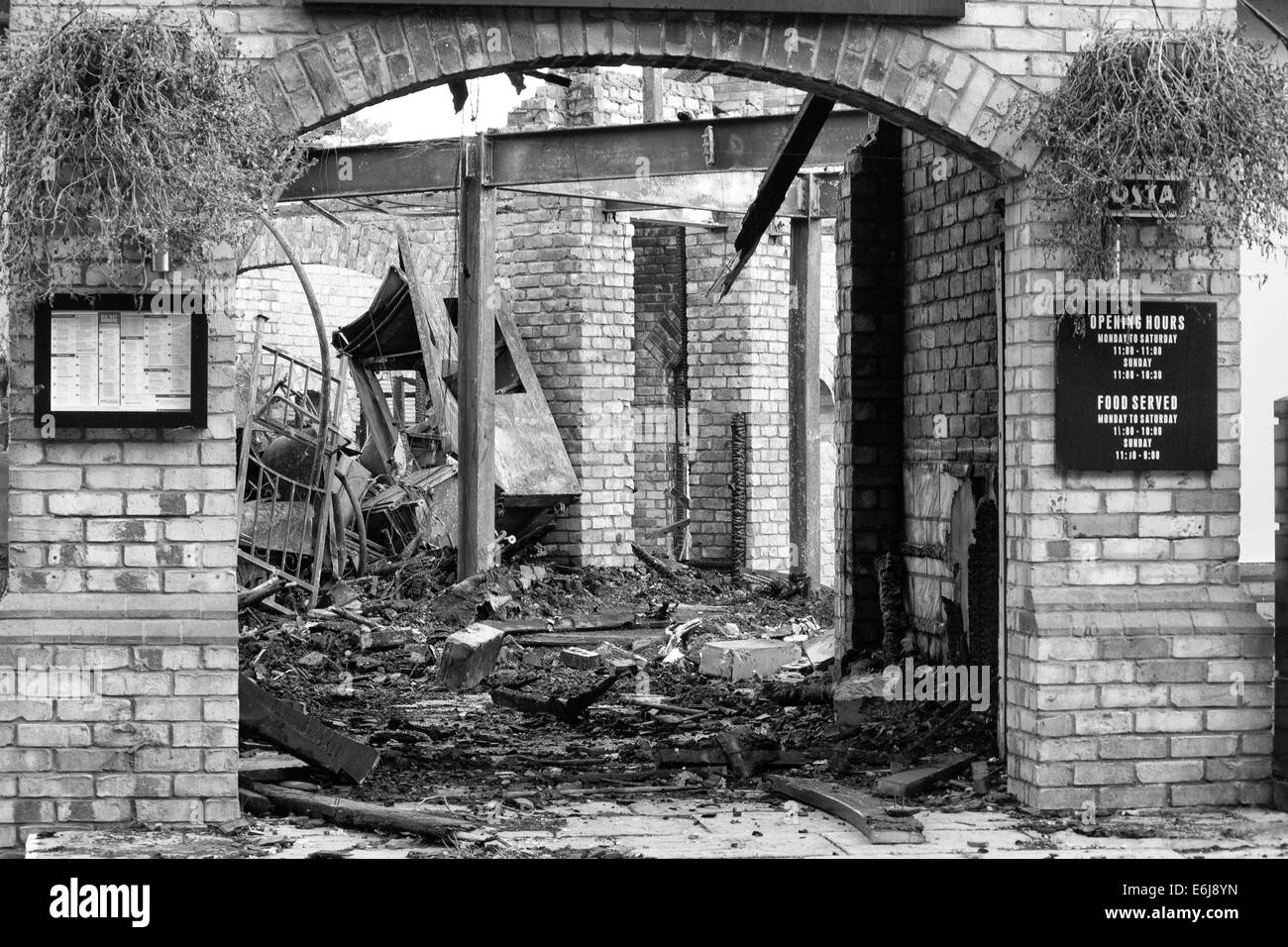 Structure fire hi-res stock photography and images - Alamy