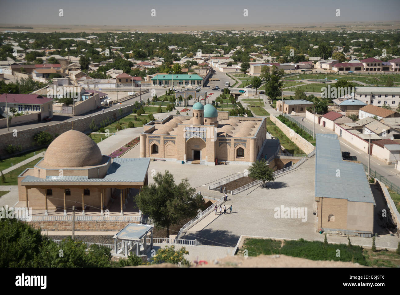 Alexander the great central asia hi-res stock photography and images ...