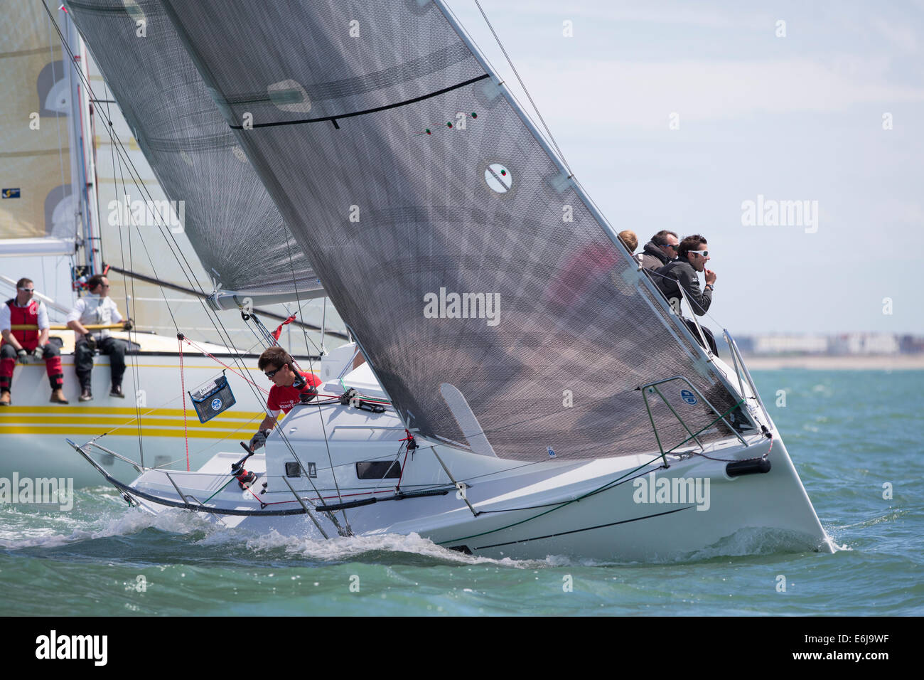 Solent competition race sailing team hi-res stock photography and ...