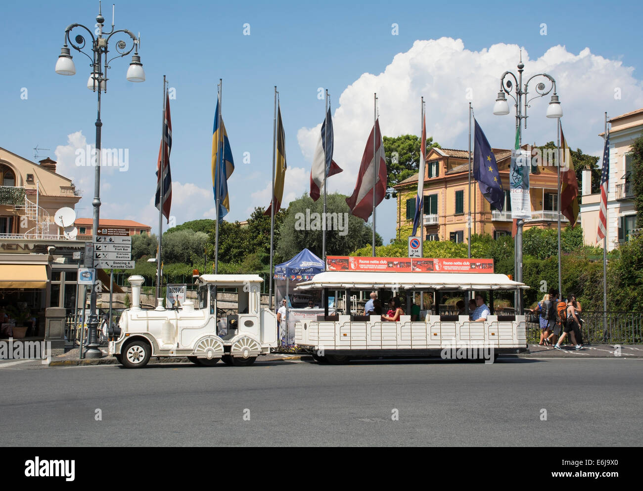 Sightseeing bus for tourists in Sorrento, designed to look like a ...