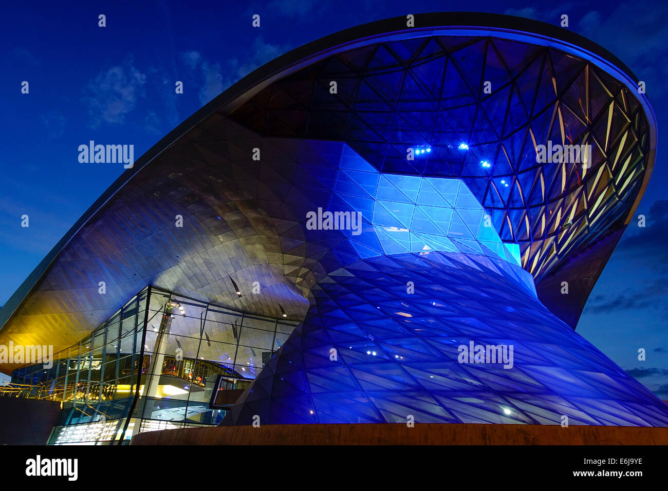 Bmw factory germany hi-res stock photography and images - Alamy
