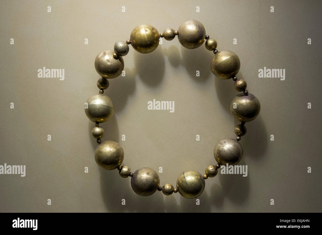 Pre-Columbian Jewelry Lambayeque/Sicán culture 700 AC-1375 AC Perú ...