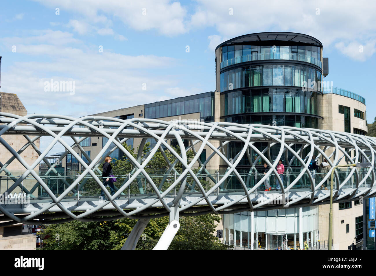 Shoppers walking across Leith Street bridge, Edinburgh Stock Photo - Alamy