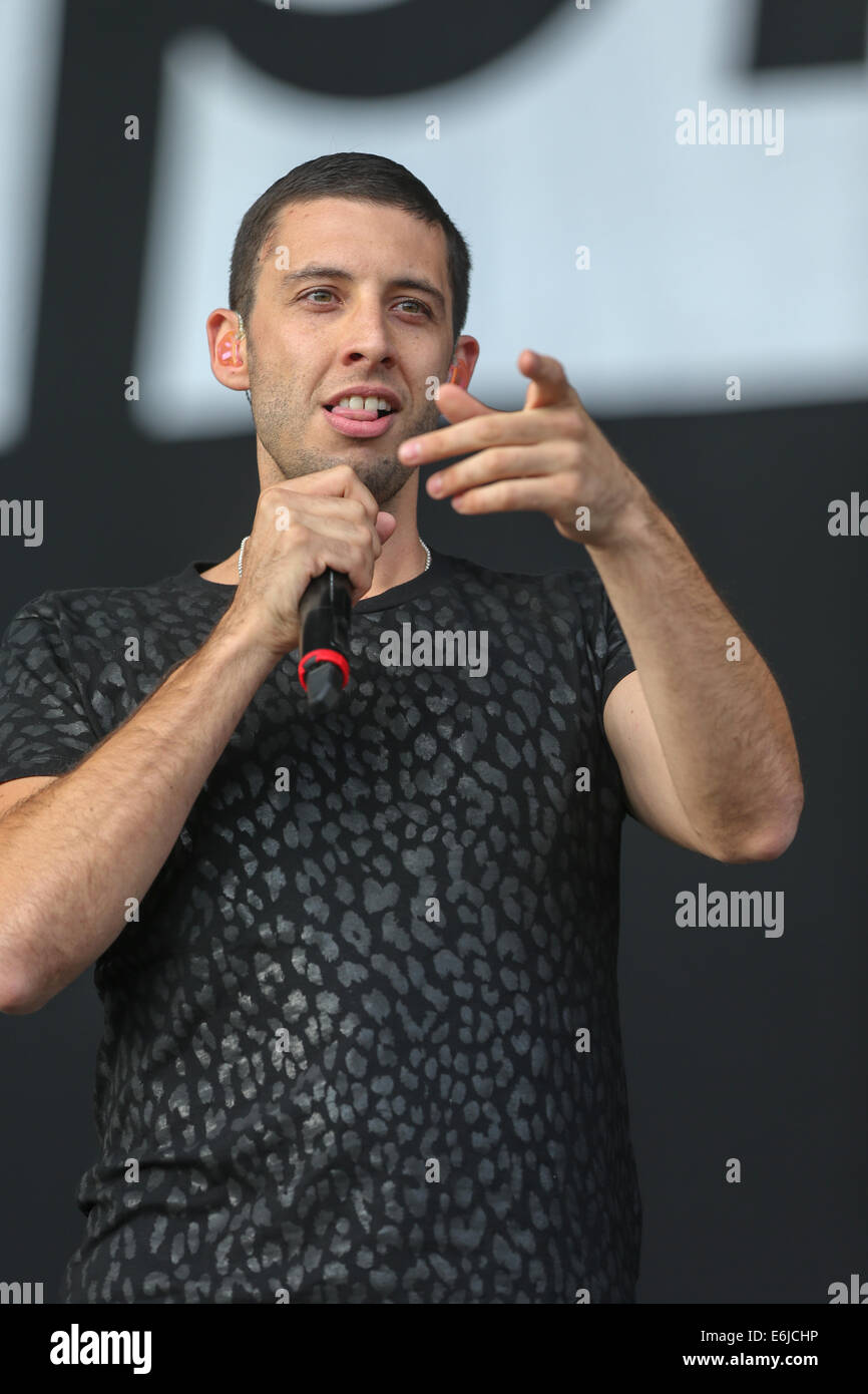 Singer Example High Resolution Stock Photography and Images - Alamy