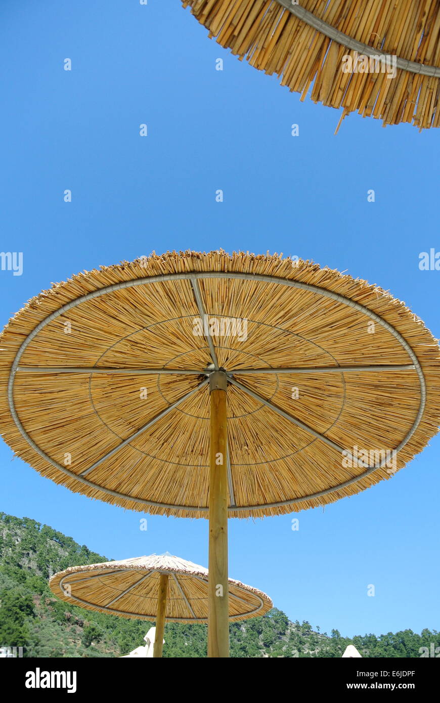 Sun parasols, Golden Beach, Thassos, Greece Stock Photo - Alamy