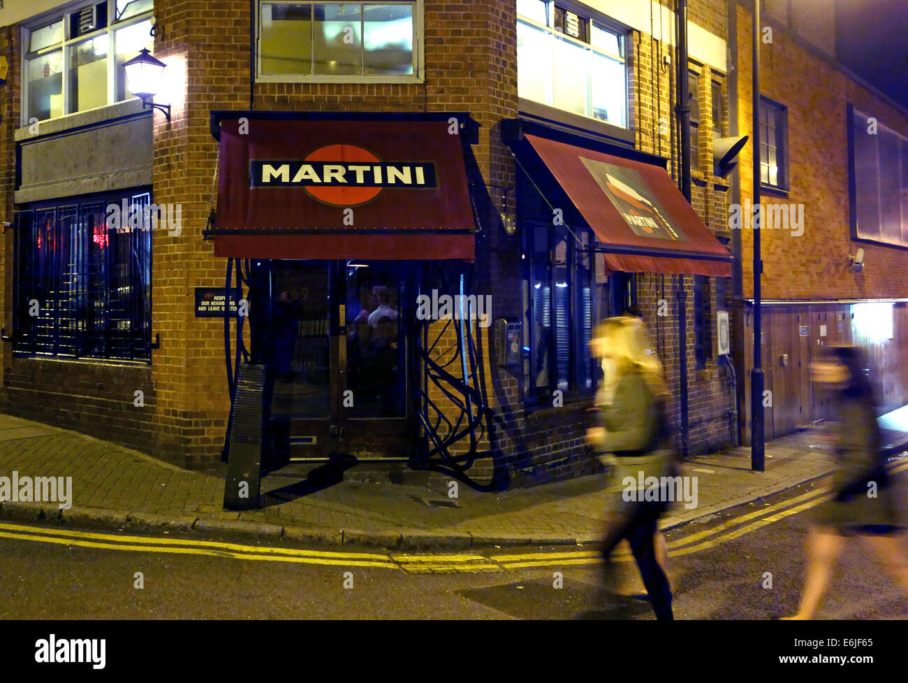 69 colebrooke row pub london hi-res stock photography and images - Alamy