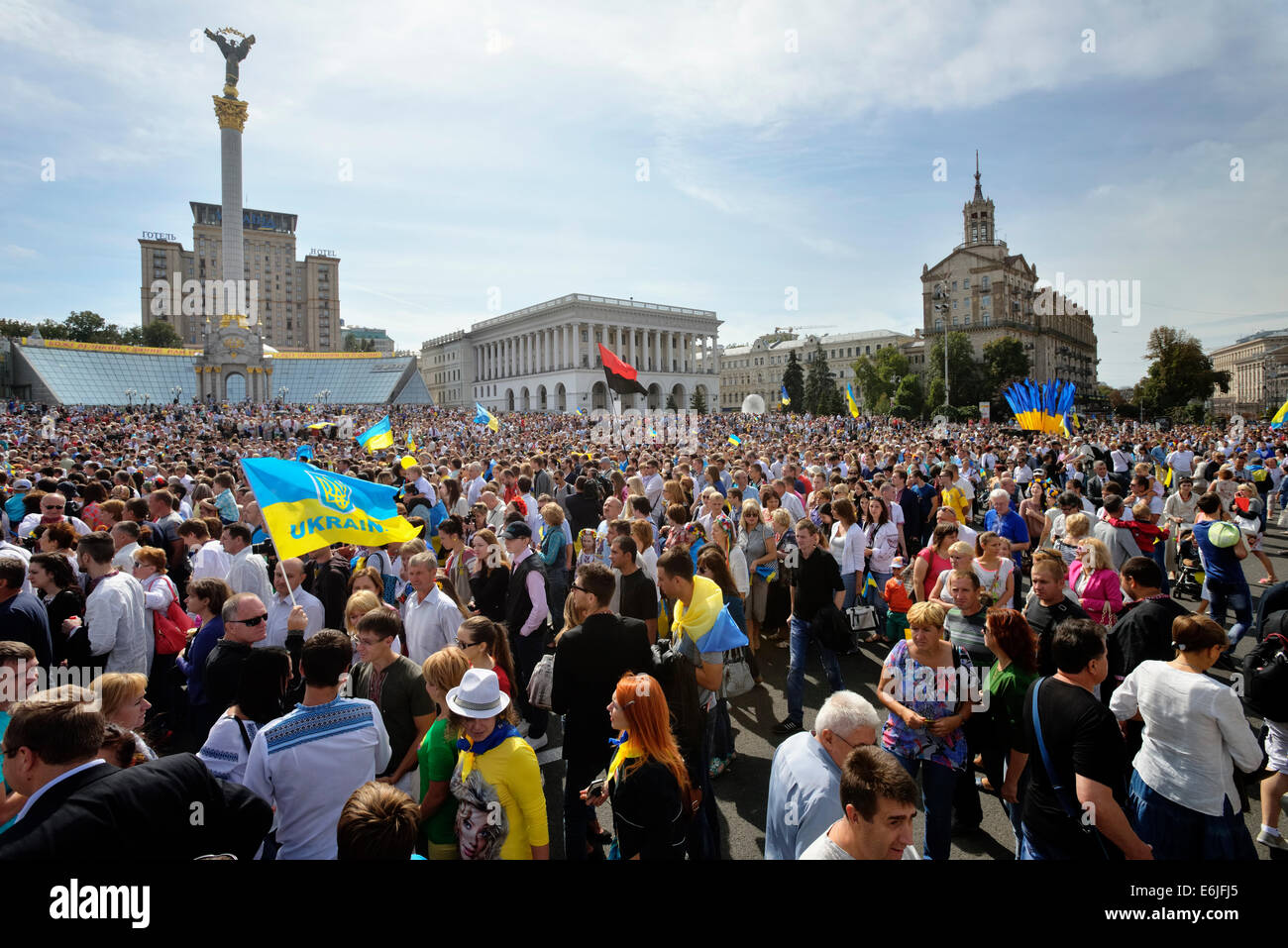 Kiev, Ukraine, 24th Aug, 2014. More than 2 thousands servicemen and ...