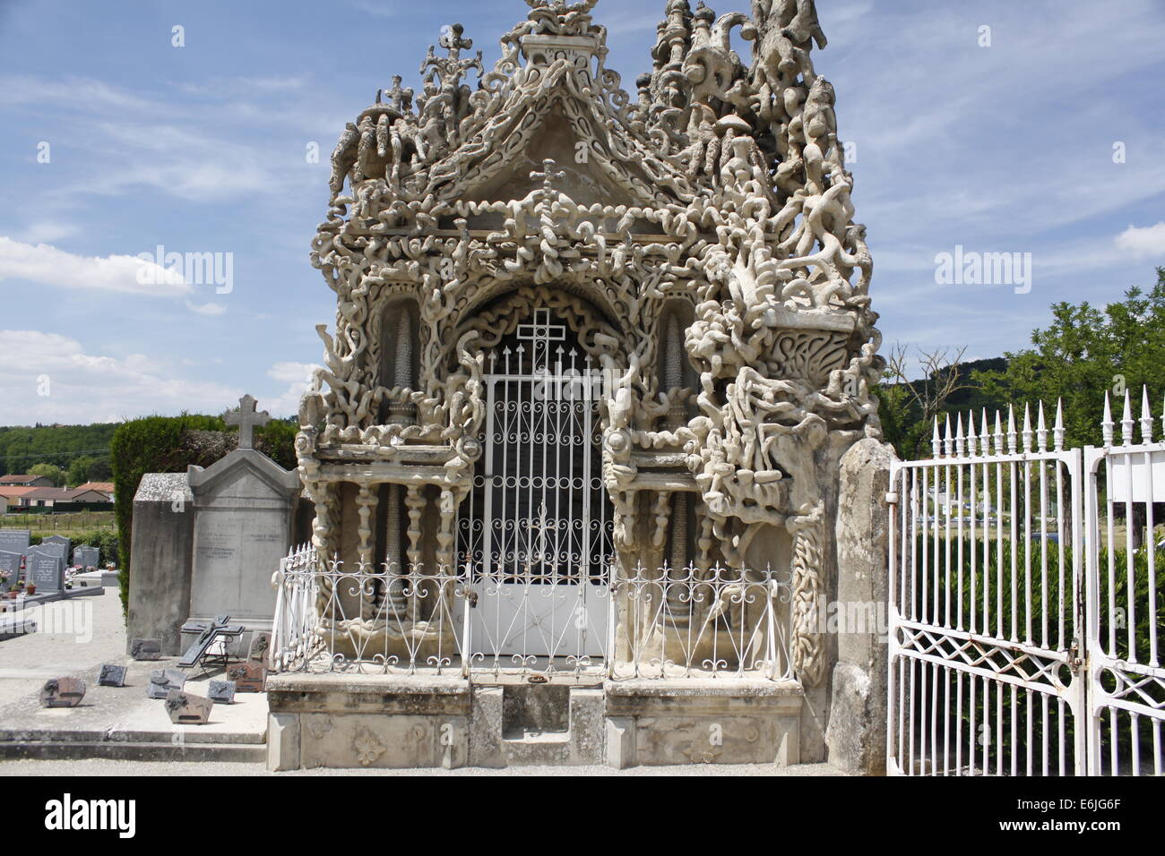 From 1879 to 1912, French postman Ferdinand Cheval built his Ideal ...