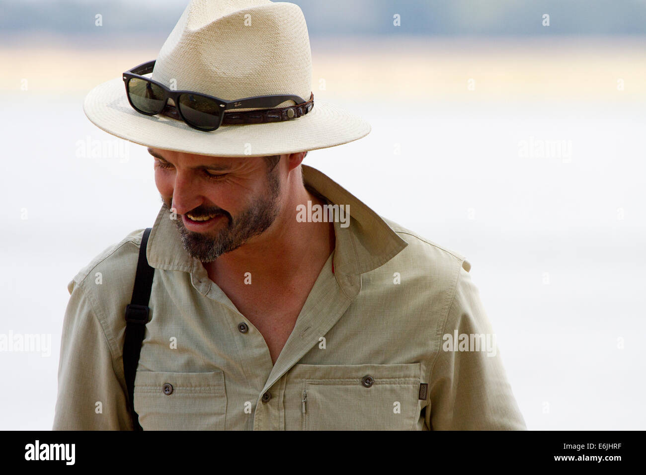 Man in panama hat hi-res stock photography and images - Alamy