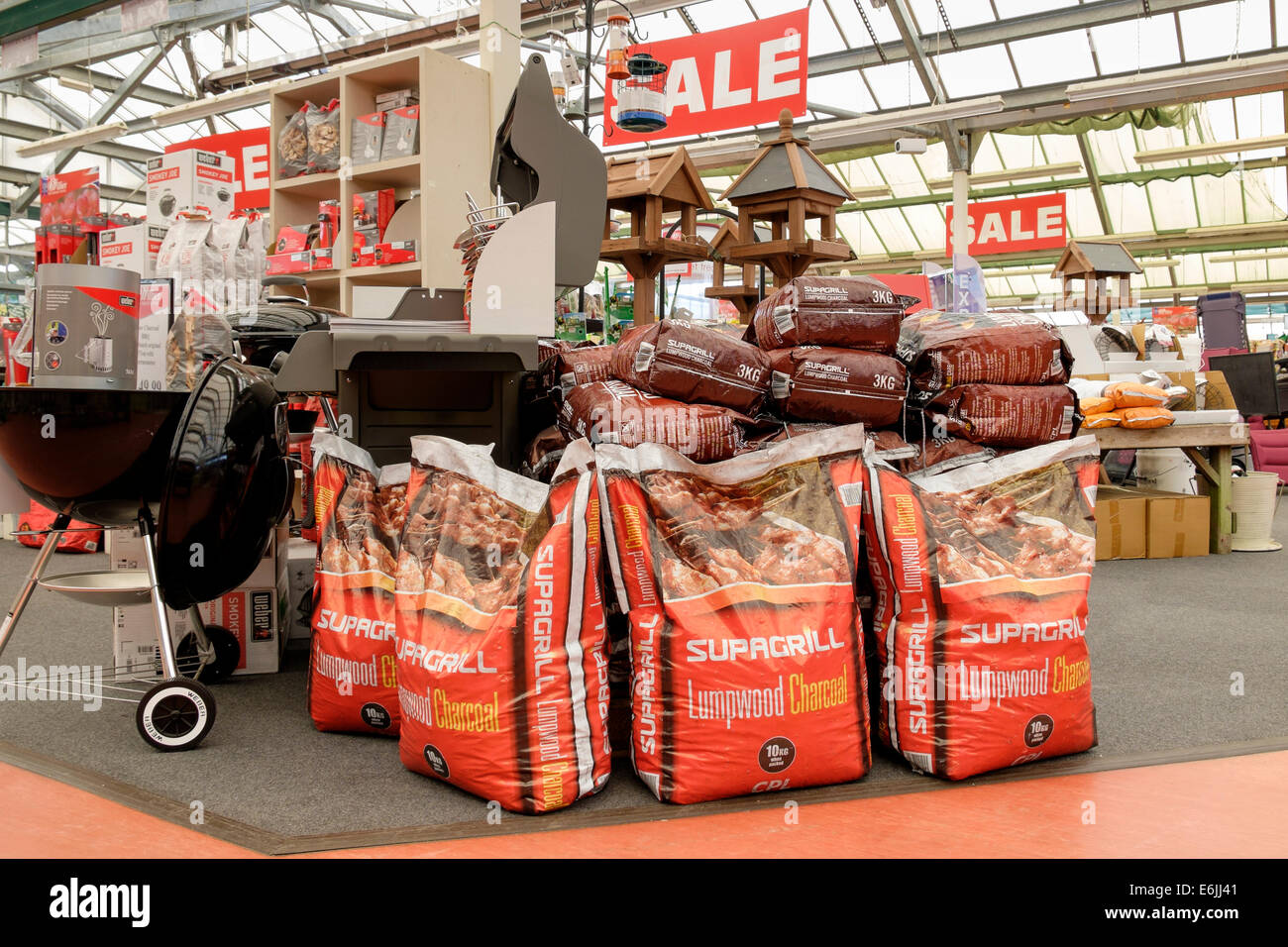 B and q inside hi-res stock photography and images - Alamy