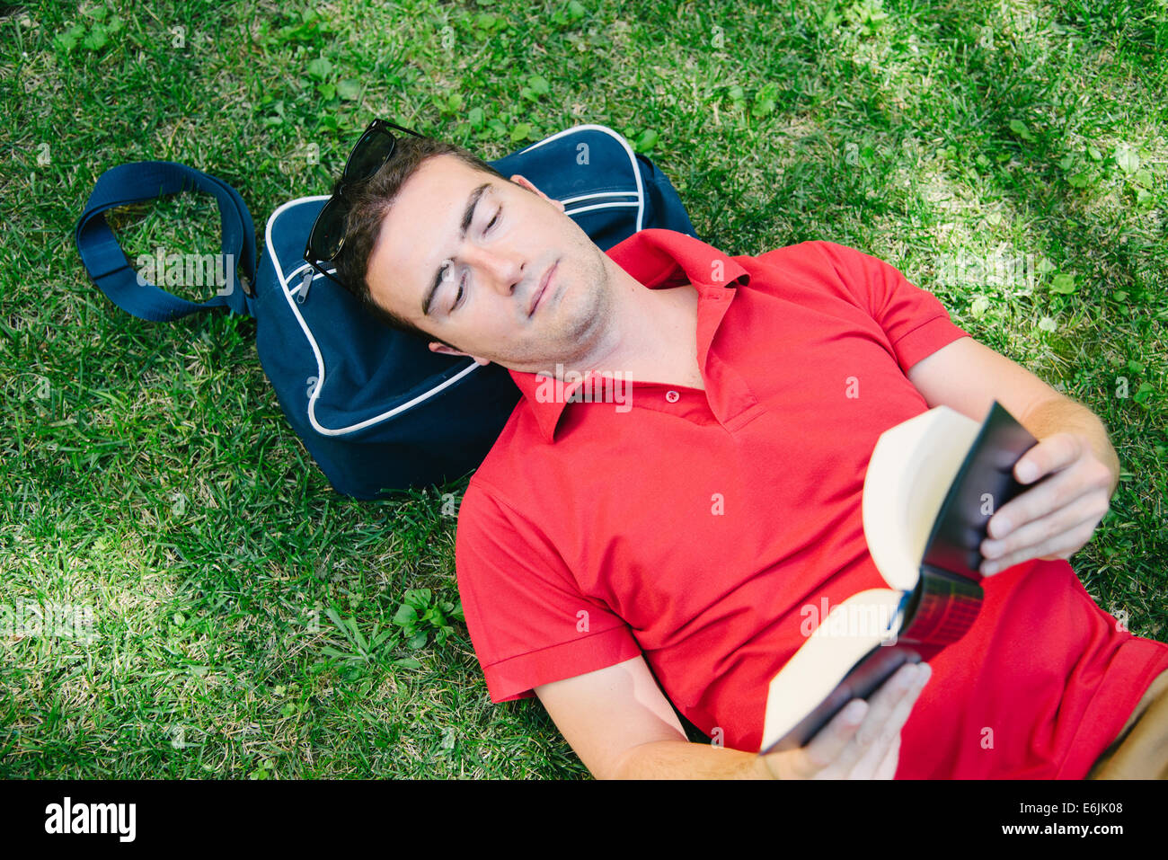 Relaxing and reading hi-res stock photography and images - Alamy