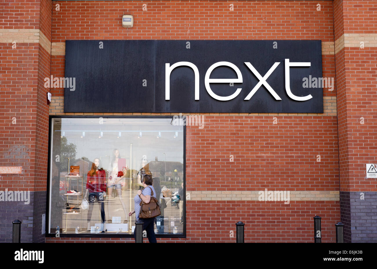 Next clothes shop hi-res stock photography and images - Alamy