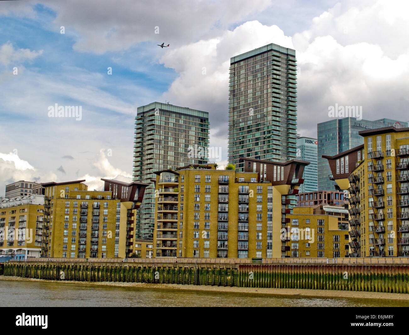 A riverside scene along the river Thames near Greenwich Stock Photo - Alamy