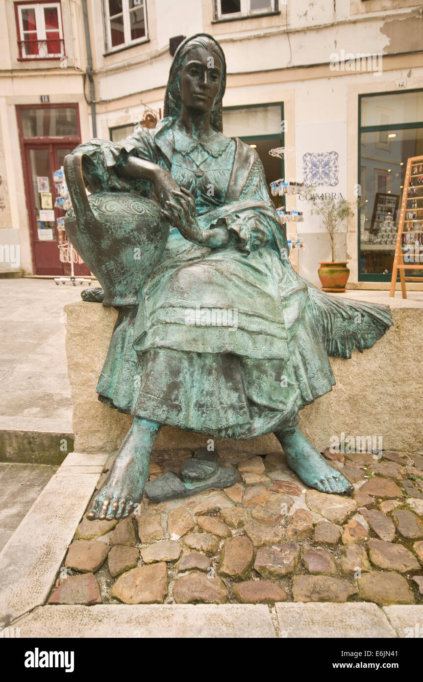 EUROPE, PORTUGAL, Coimbra, Rua de Quebra Costas, statue of woman ...