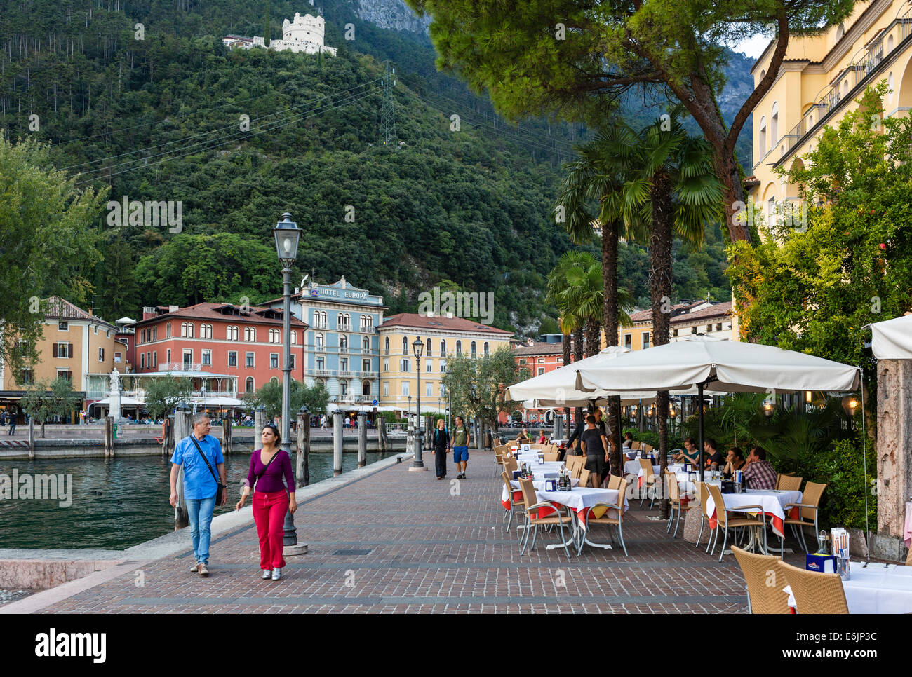 Lakefront restaurant riva del garda hi-res stock photography and images ...