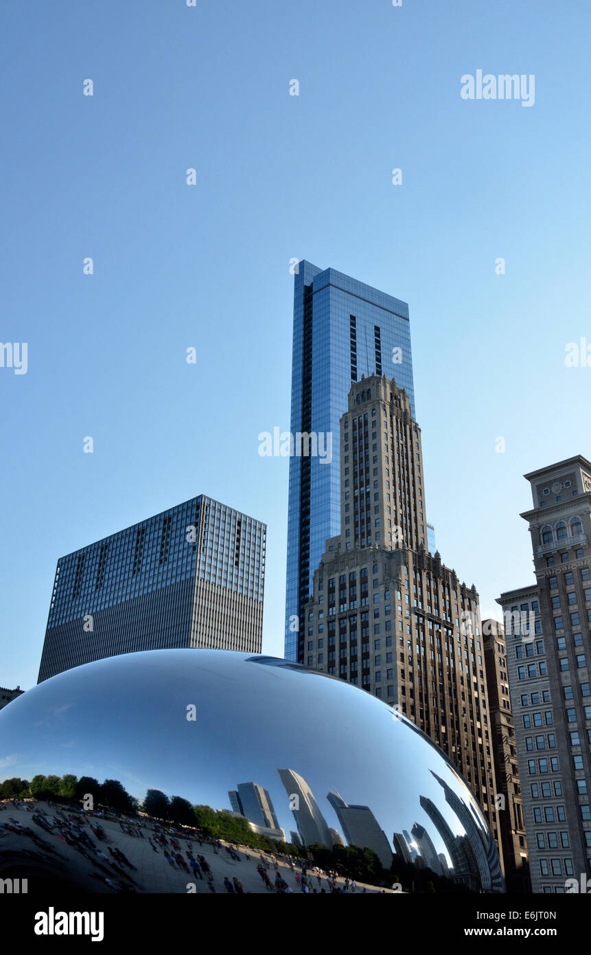 Chicago skyline dusk bean hi-res stock photography and images - Alamy
